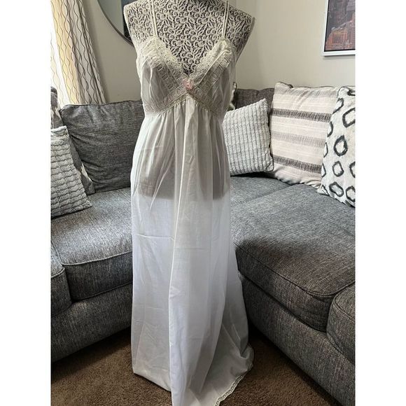 Dior | Intimates & Sleepwear | Vintage Christian Diornightgown Sz M ...